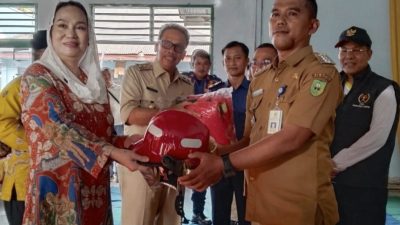 Komitmen Membangun Daerah Secara Merata Bupati Kunjungi Kecamatan Midai ...